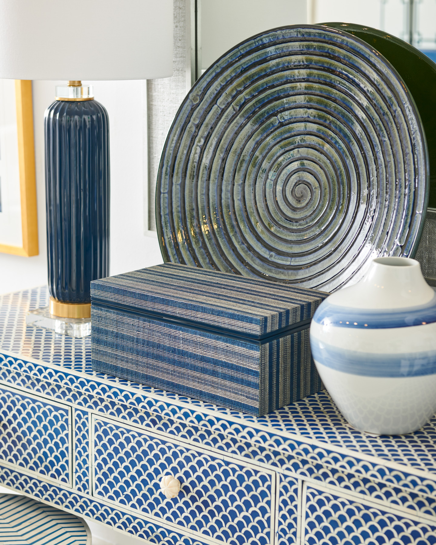 Swirl Plate by Chelsea House